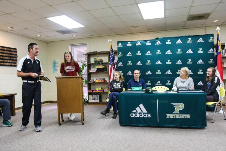 Pinecrest Signing Ceremony | Gallery | thepilot.com