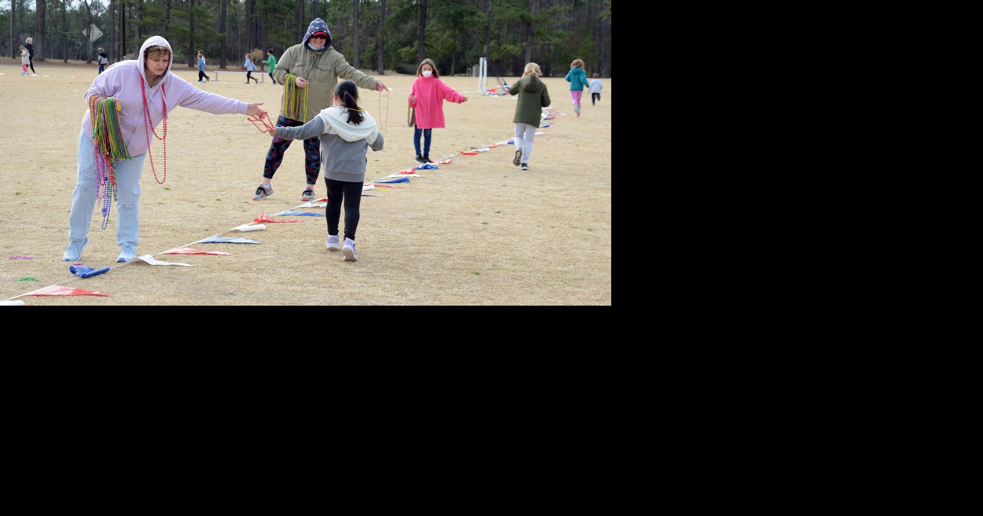 Mardi Gras Bead Run | Gallery | thepilot.com