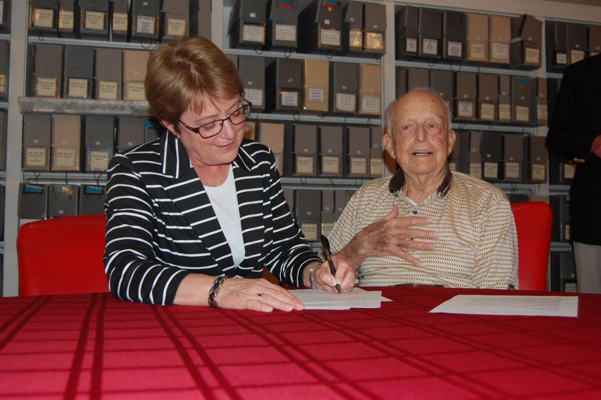 Legendary Broadcaster, Author John Derr, 97, Dies | News | thepilot.com