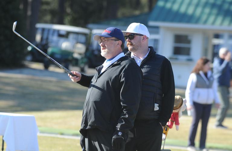 Golf's a Team Sport For Hoopers With Father Seeing the Course Through ...