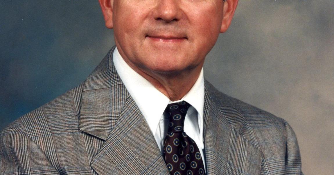 Thomas Ramon Bello | Obituaries | thepilot.com