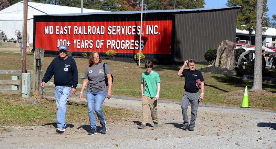 Ederville Train and Tractor Show | Gallery | thepilot.com