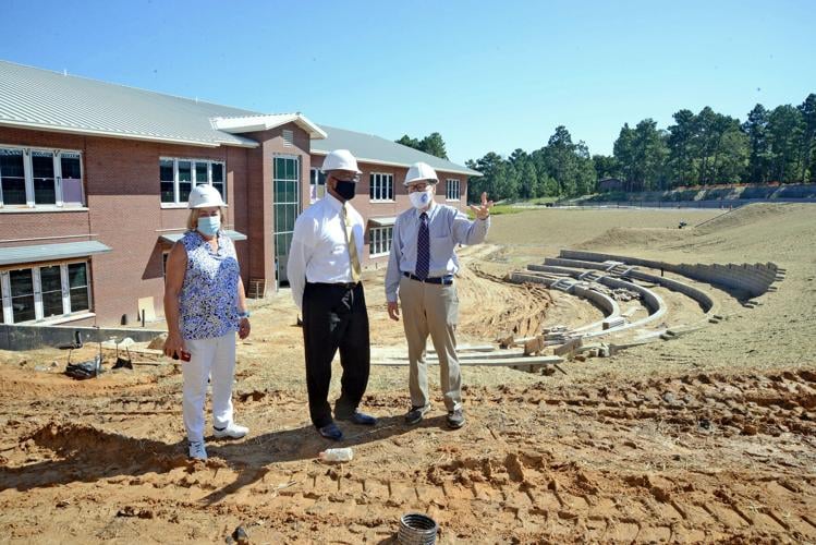 New Southern Pines Elementary Tour | Gallery | thepilot.com