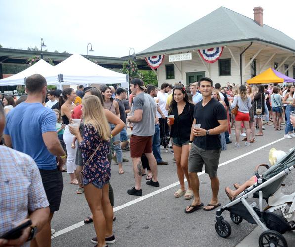 Scenes from the August First Friday | Gallery | thepilot.com