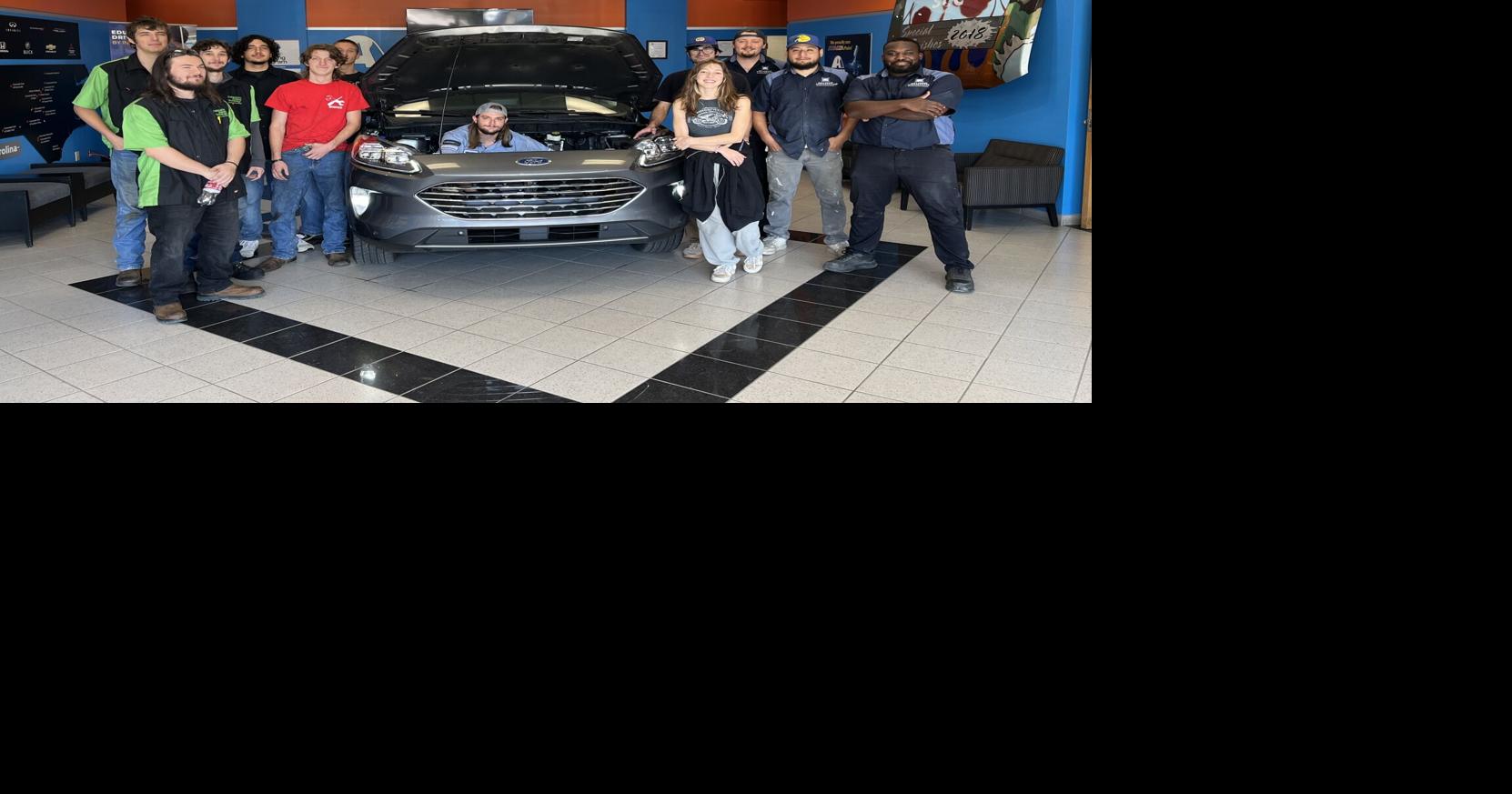 SCC Collision Repair Students Prep Rehab Training Vehicle | Features ...