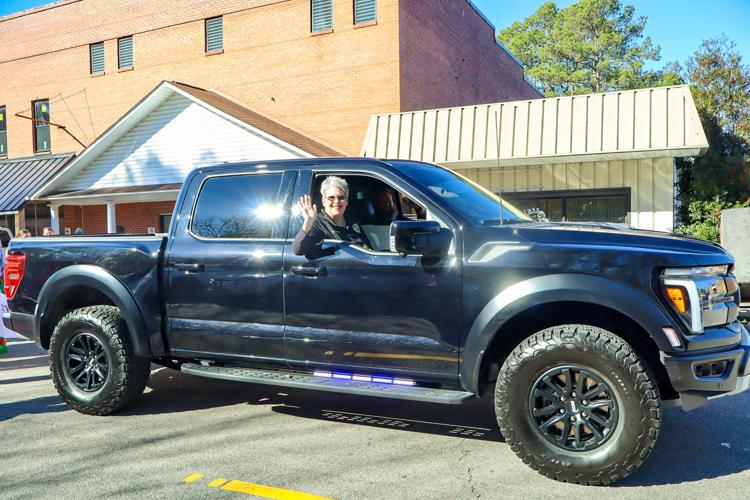 Vass Christmas Parade | Gallery | thepilot.com