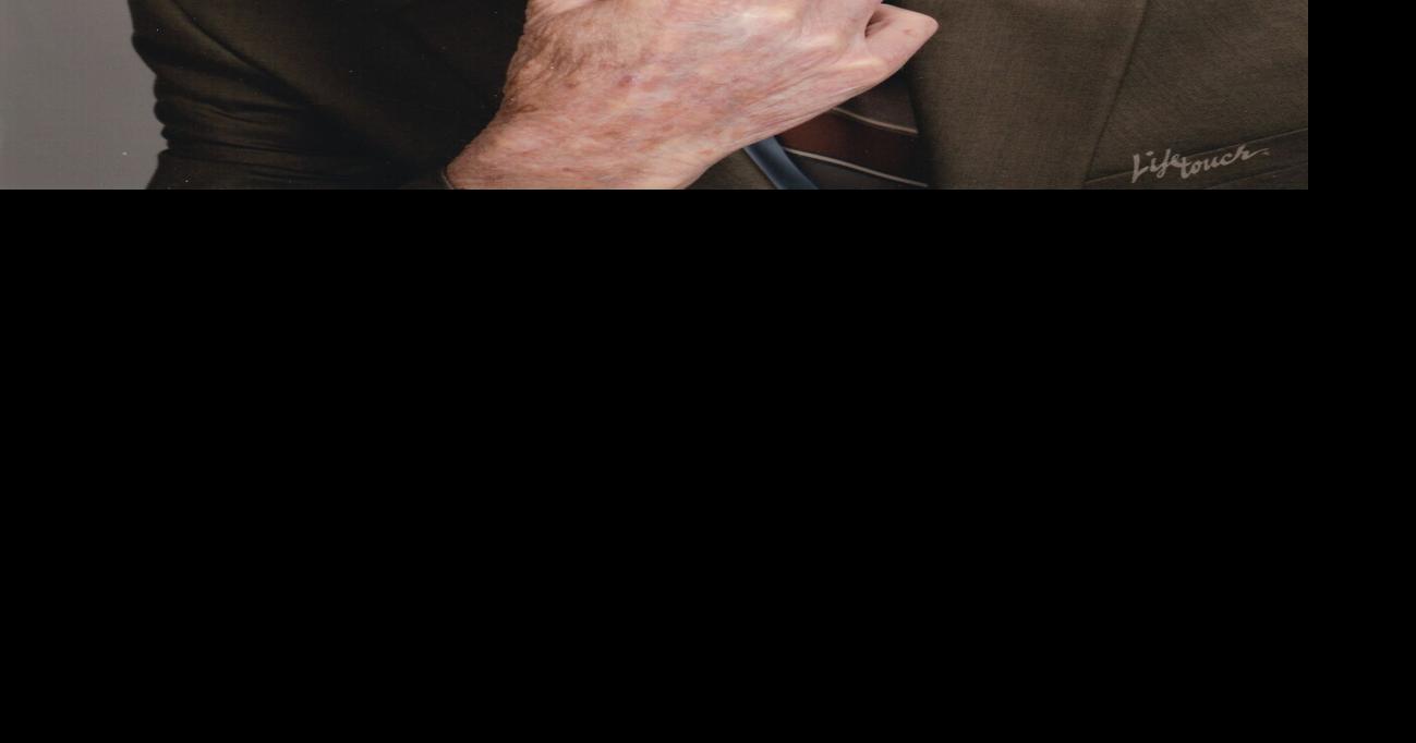 Larry D. Garner | Obituaries | thepilot.com