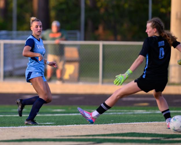 Vikings Back in the Third Round of Soccer Playoff | Sports | thepilot.com