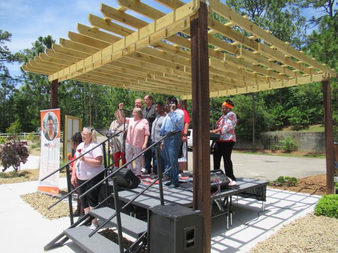 Monarch Creative Arts Center Opens Sensory Garden | Features | thepilot.com