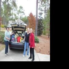 Mid-Tal Bunco Group Helps Friend to Friend | Features | thepilot.com