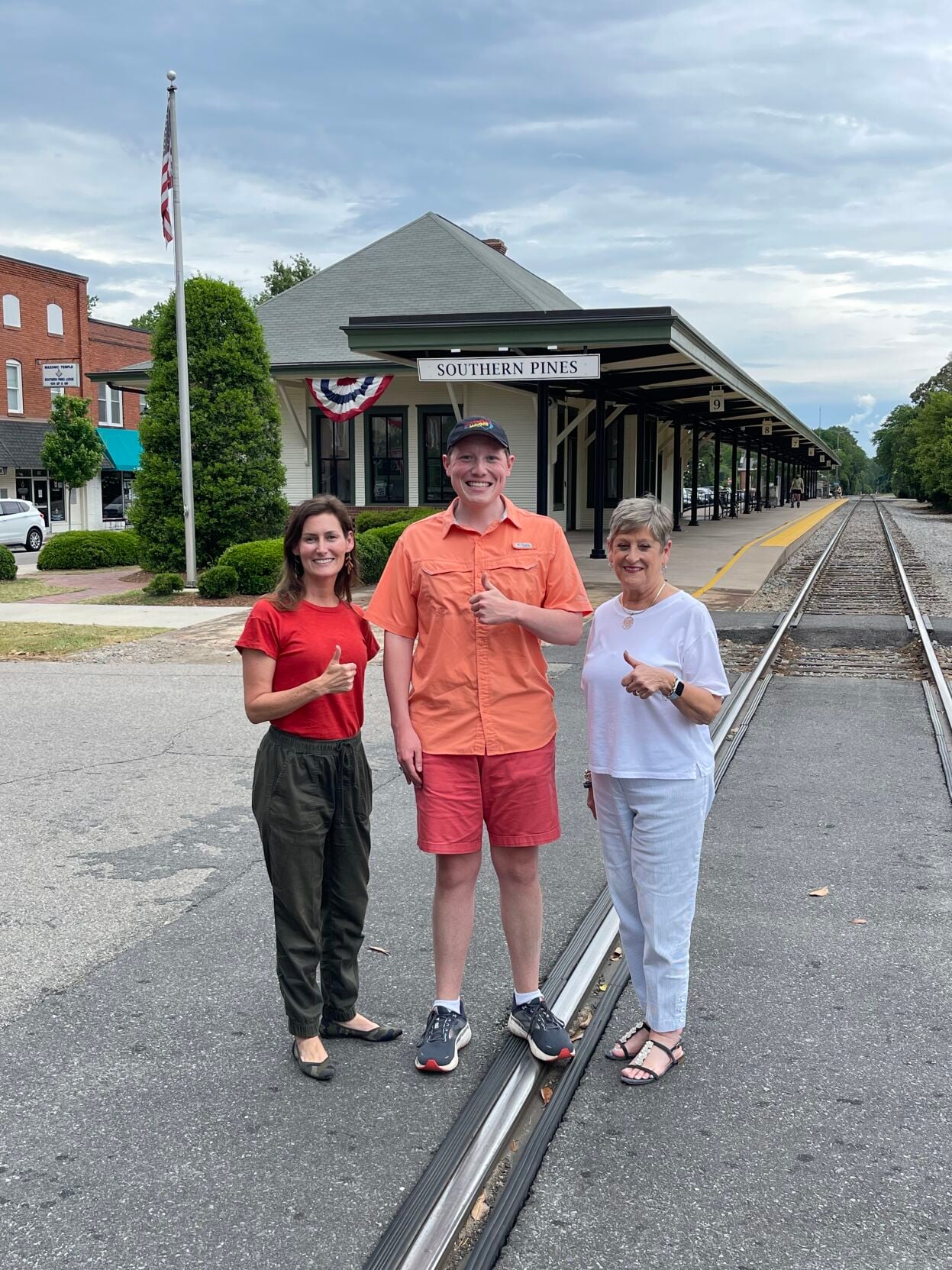 His Mission is Meeting Every NC Mayor, All 551 | News | thepilot.com