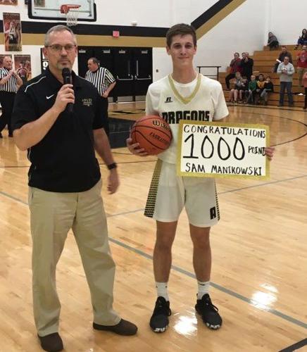 Manikowski breaks 1,000 point mark | Sports | thepilotnews.com