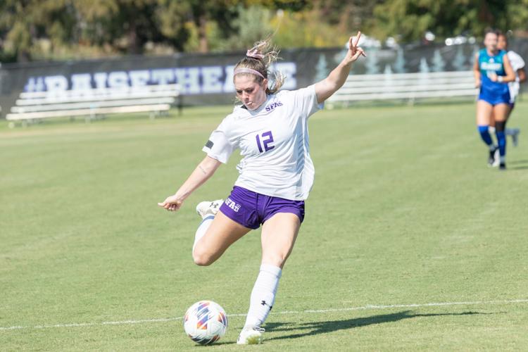 Ladyjacks win big, move to first place in conference | Gallery ...