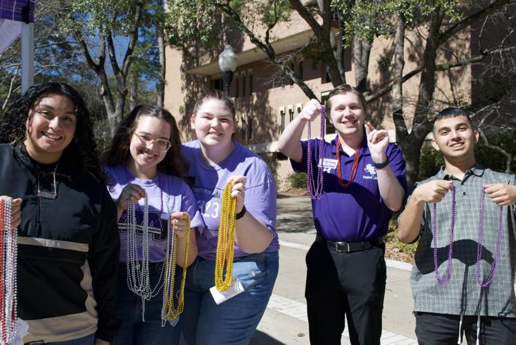 SAA hosts Mardi Gras party | Gallery | thepinelog.com