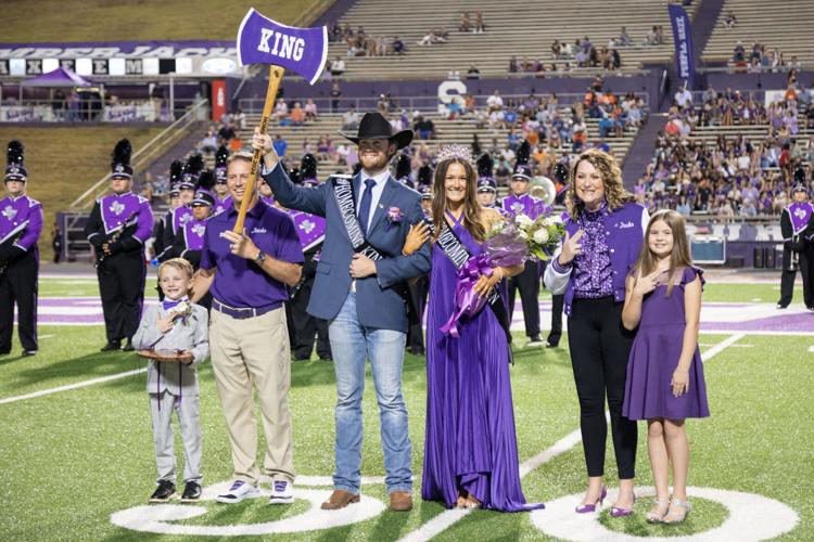 Lumberjacks triumph at homecoming game | Gallery | thepinelog.com