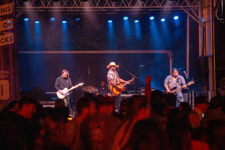 SFA homecoming bonfire celebration | | thepinelog.com