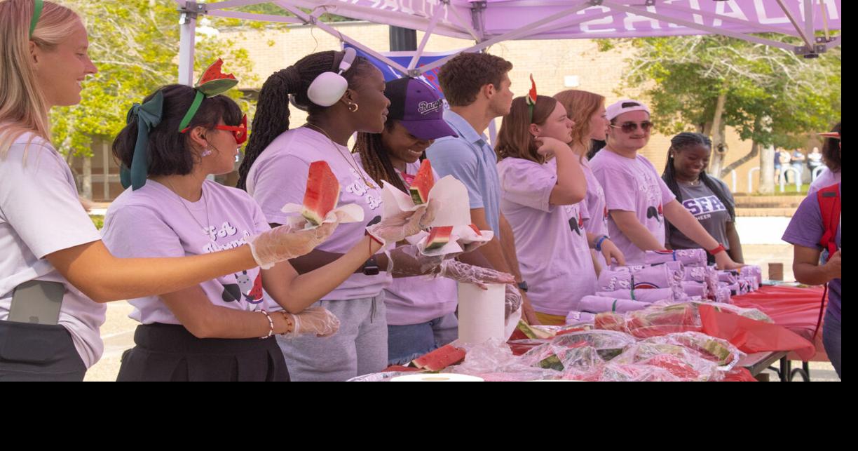 SGA Watermelon Bash is a Smash | Gallery | thepinelog.com