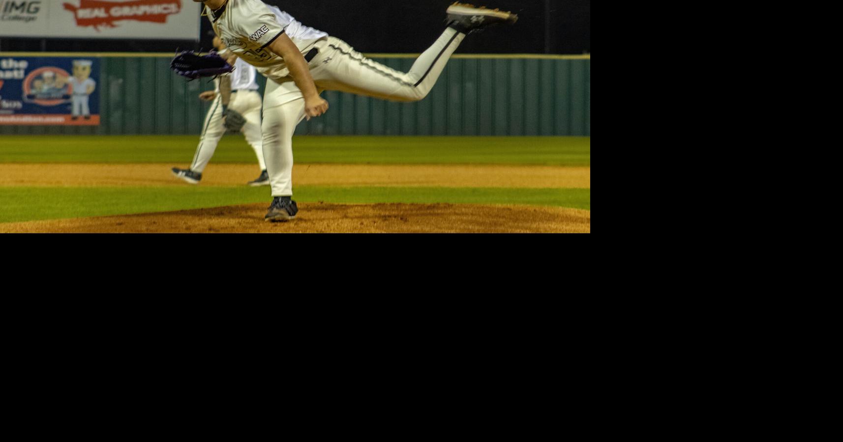 SFA baseball falls to CMU 11-3 | Sports | thepinelog.com