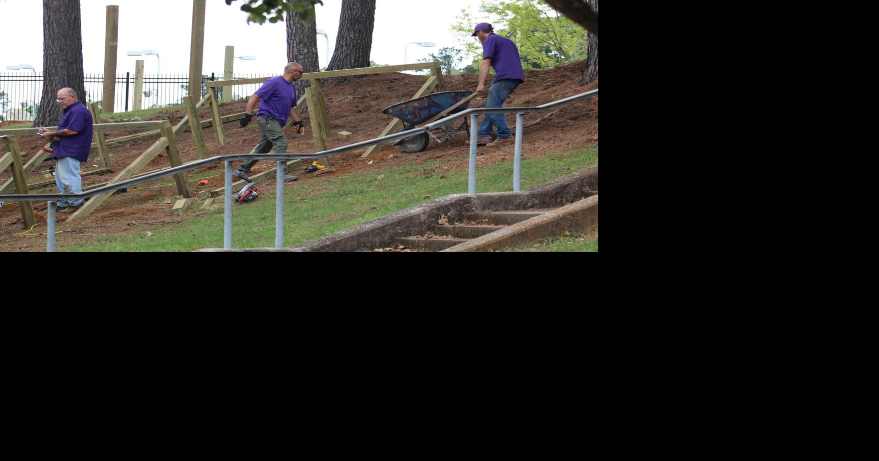ROTC students set to gain new obstacle course | News | thepinelog.com