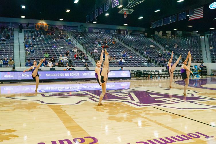 Ladyjacks fall to CBU Lancers in overtime 96-100 | Gallery | thepinelog.com