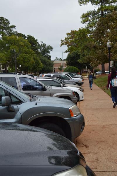 Lack of Parking Causes Distress Among Commuters | News | thepinelog.com