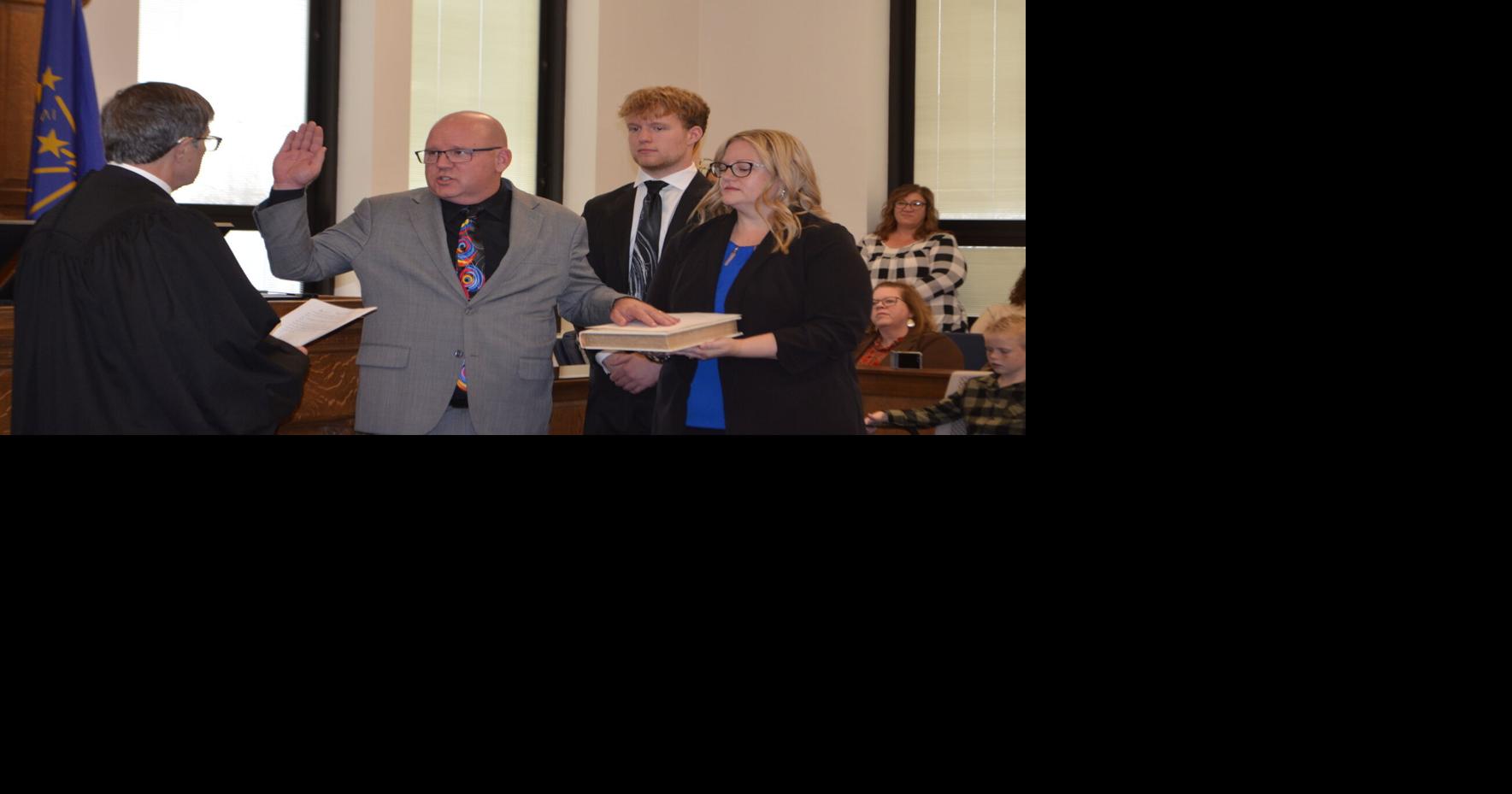 Jansen takes oath as Circuit Court judge | Newssun | thepostandmail.com