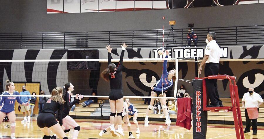 Whitko Volleyball wins first game of Sectionals | Photo Galleries ...
