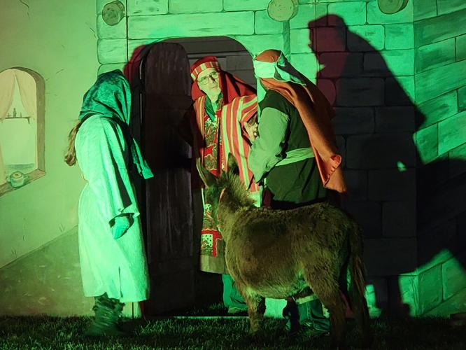 Community celebrates Christmas at county seat | Multimedia ...