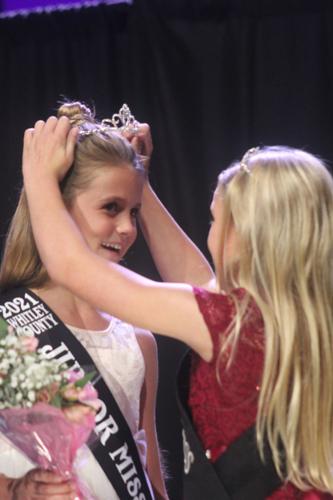 Stahl named Miss Whitley County | Features | thepostandmail.com