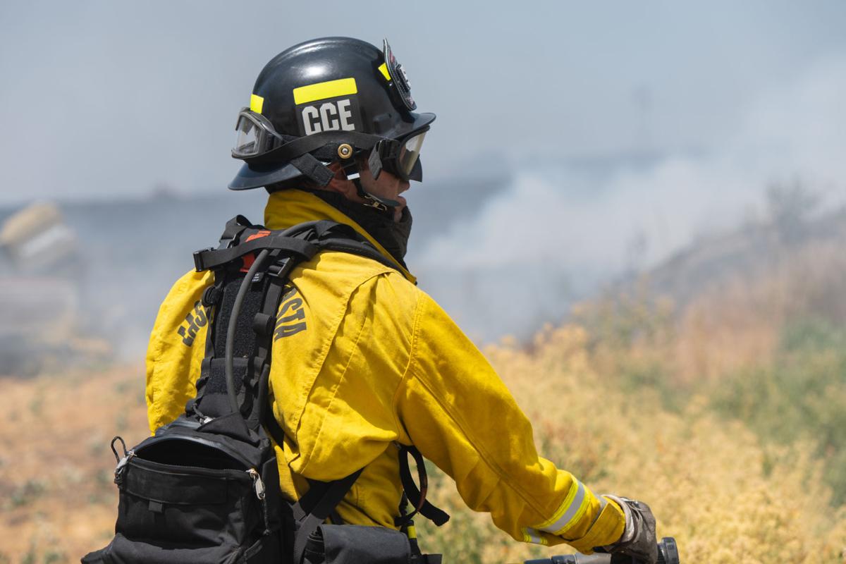 Wind-driven fire forces evacuations in Oakley | News | thepress.net
