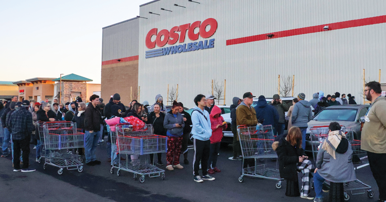 Costco opens its doors in Brentwood to long lines | Features | thepress.net