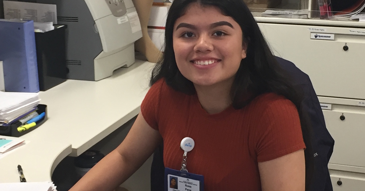East County student interns receive hands-on training with Kaiser's KP ...