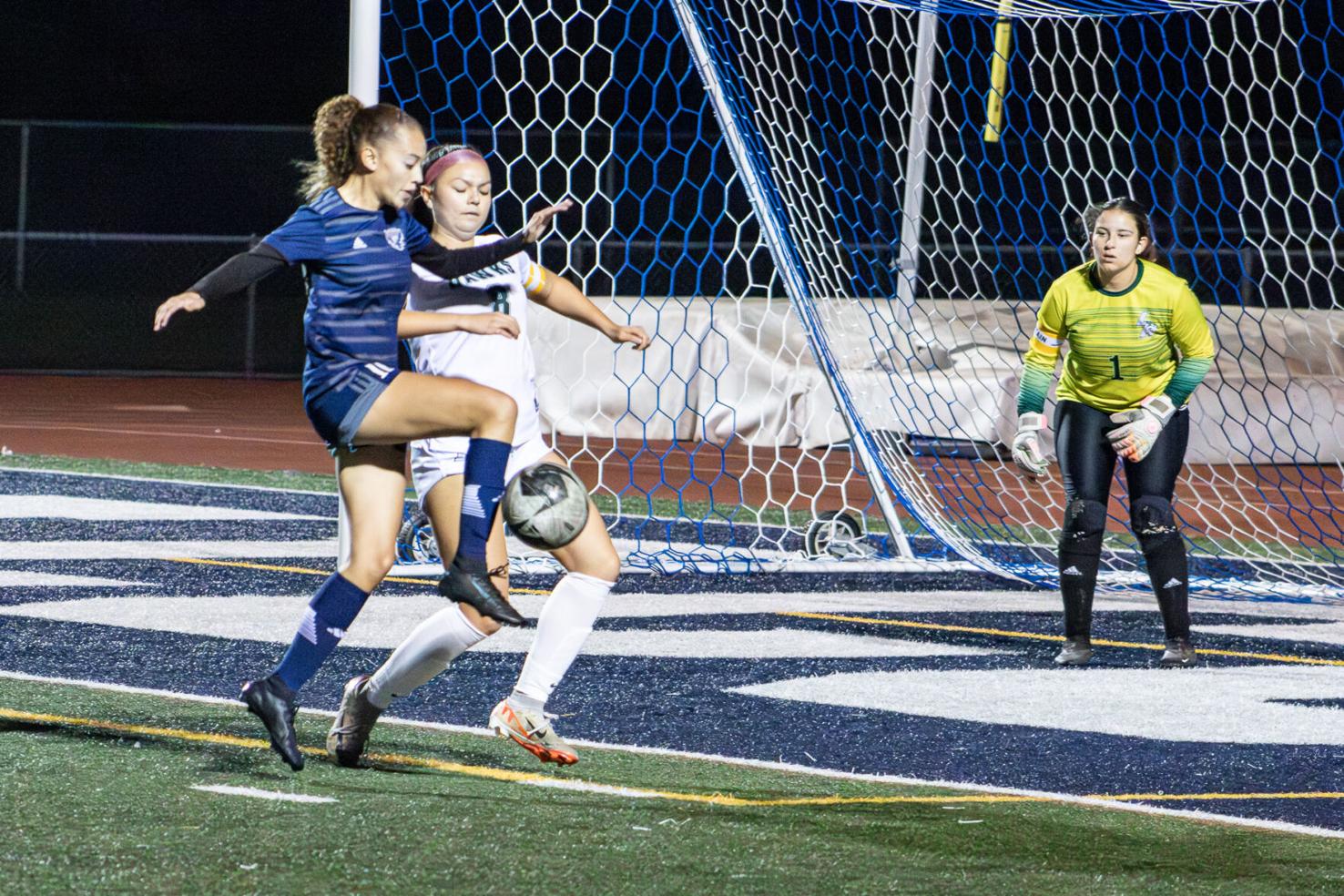 [Photos] Freedom girls soccer vs. Liberty Ranch, Dec. 3, 2025 ...