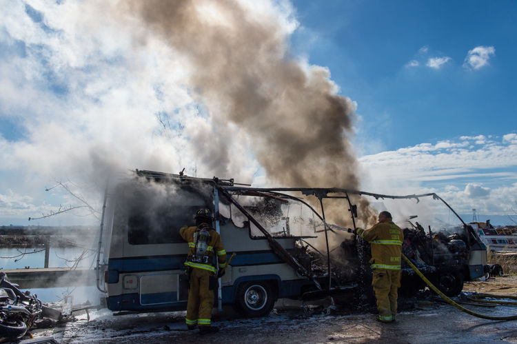 Fire destroys RV at Holland Riverside Marina in Knightsen | News ...