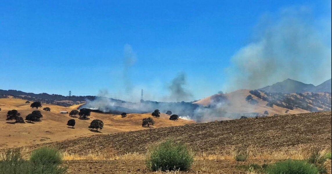 Crews battling vegetation fire on Deer Valley Road in Brentwood | News ...