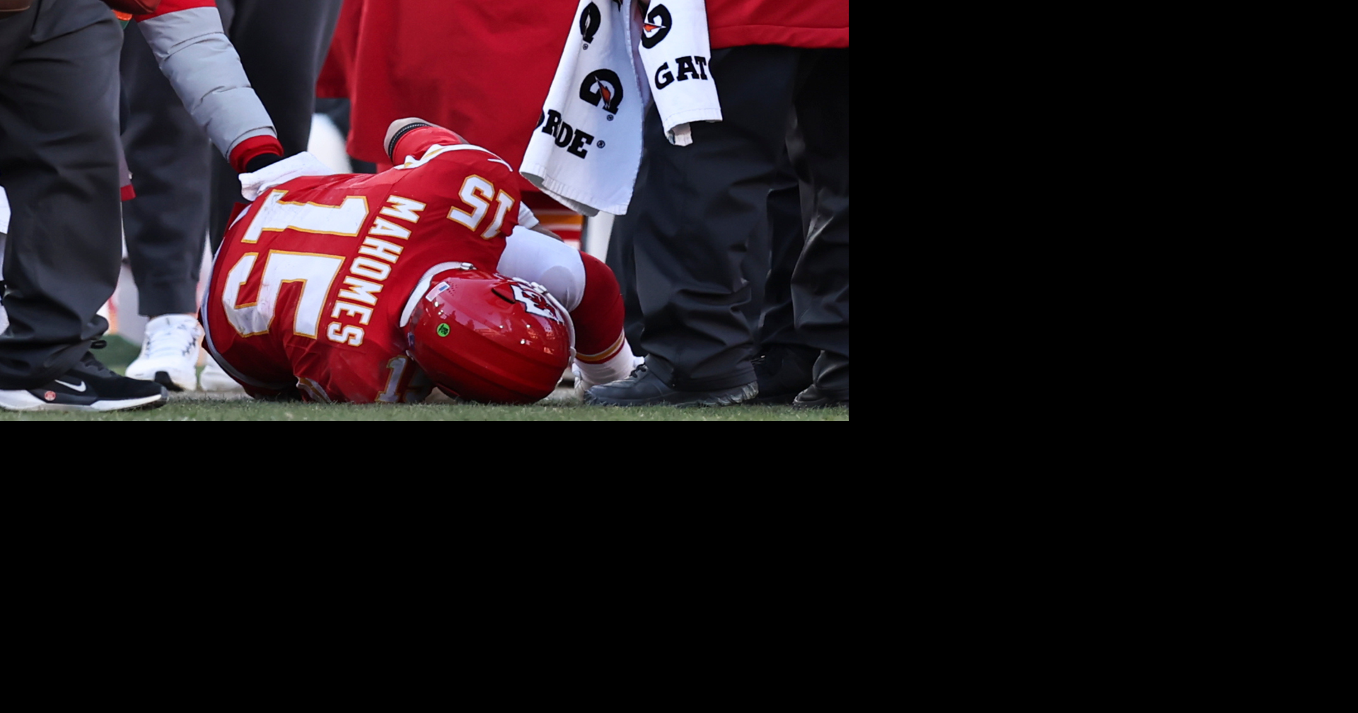 Patrick Mahomes injury update: Chiefs QB to have MRI after awkward ...