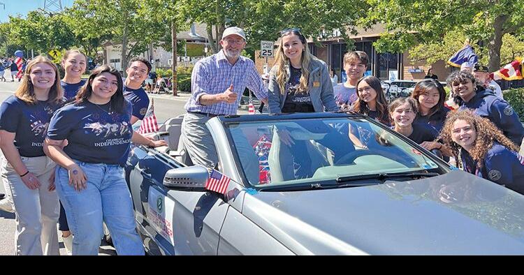 High school students intern with Glazer | News | thepress.net