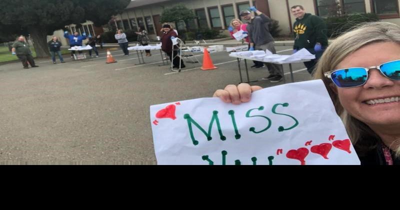 Knightsen Elementary School District distributes paper packets of ...