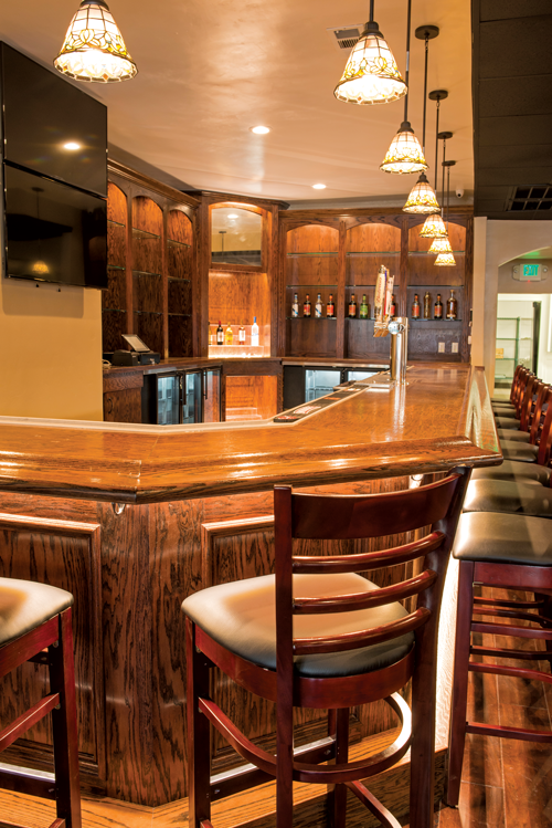 311 Oak Street Pub is open for business | Living | thepress.net