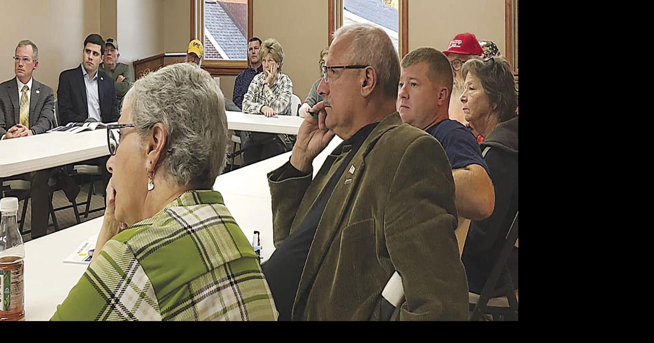 Town hall tackles amendment 2 | News | theritchiegazette.com
