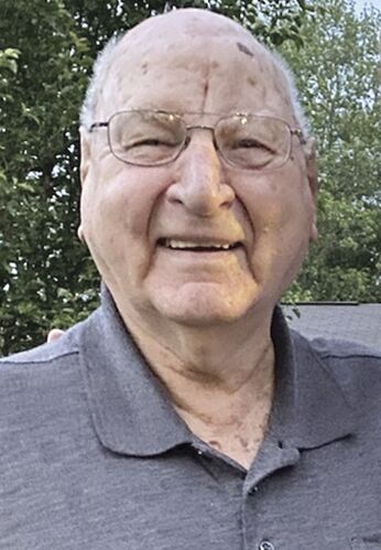 Rev. Linus E. Crouch | Obituaries | thesalemnewsonline.com