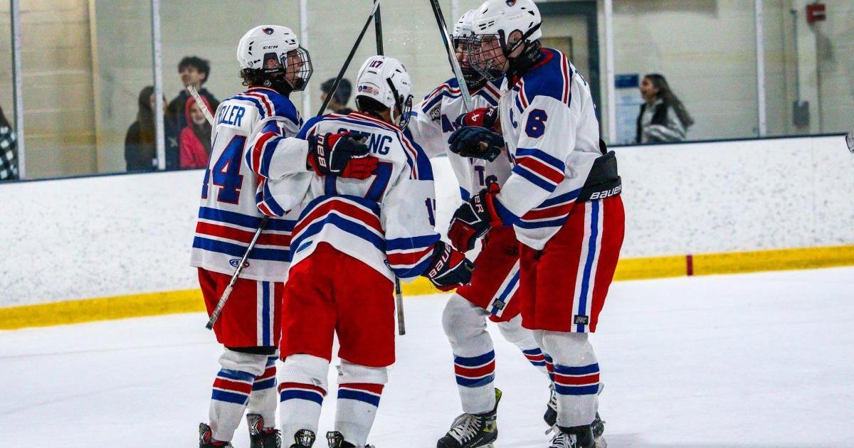 Breaking the ice: varsity ice hockey approaches playoffs with winning ...