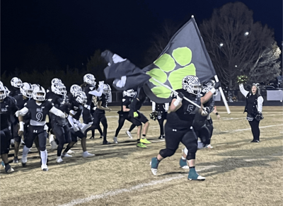 Panthers Stay Perfect, Defeat Middletown 42-13 to Advance to ...