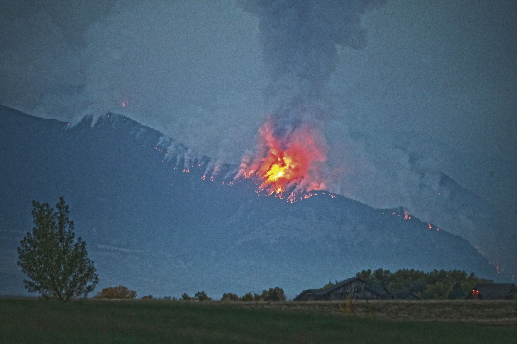 Letter: Thankful for Elk Fire heroes | Letters to the Editor ...