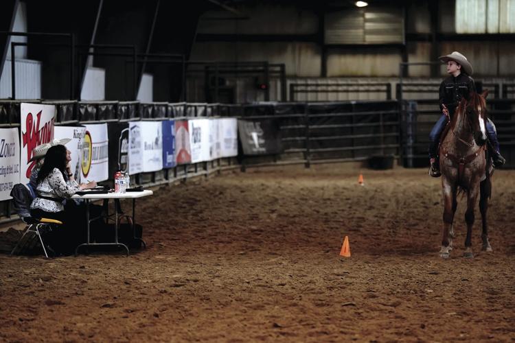 Rodeo royalty candidates showcase skills at horsemanship competition ...