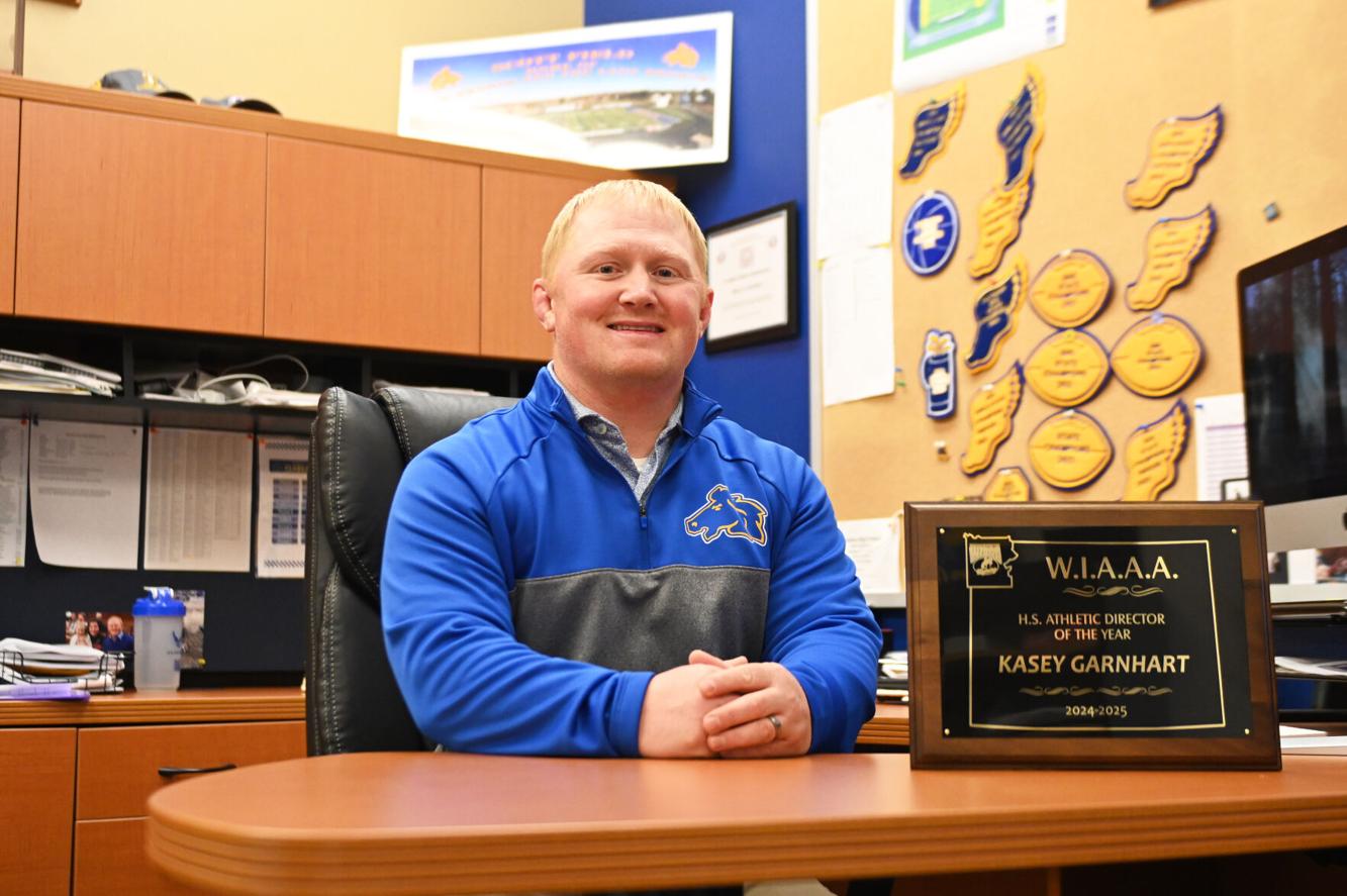 Garnhart named Athletic Director of the Year | Local Sports ...