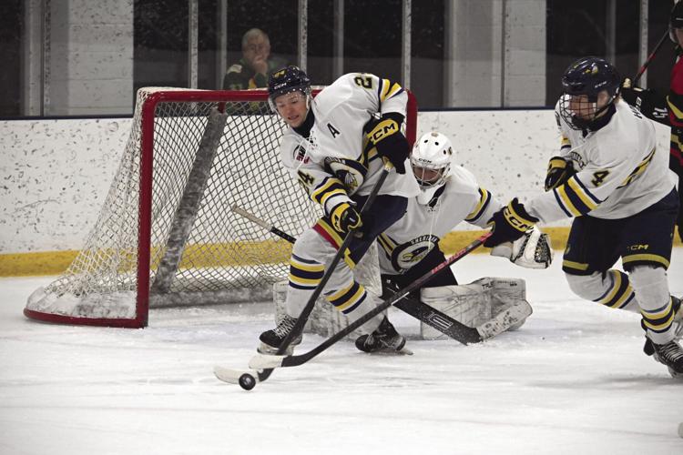 Hawks sweep rivals Gillette Wild | Local Sports | thesheridanpress.com