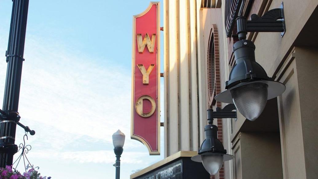 Peter Antoniou performs ‘Pretty Psychic Tour’ | People and events ...