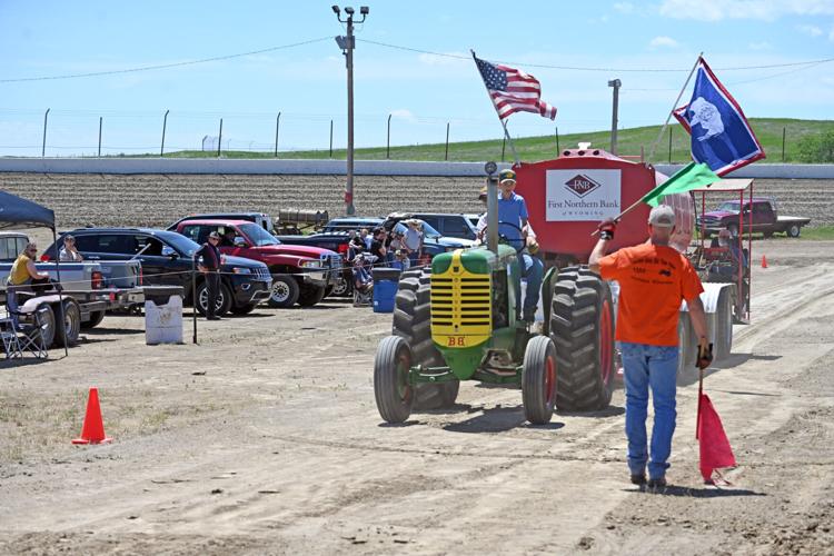 Sheridan Area Old Time Tractor Pull at Sheridan Speedway | Multimedia ...