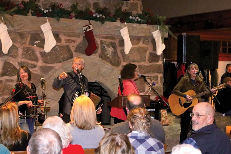 Community celebrates holiday season with Ucross | People and events ...